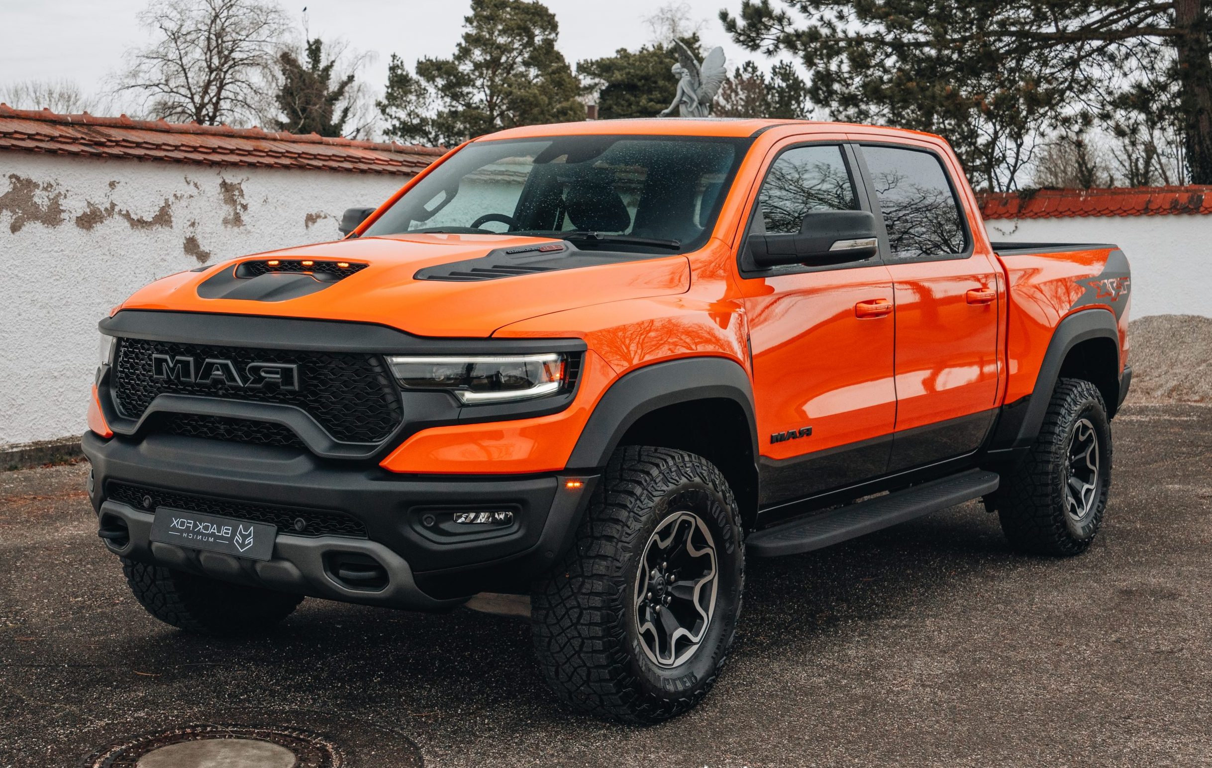 DODGE RAM TRX – Black Fox