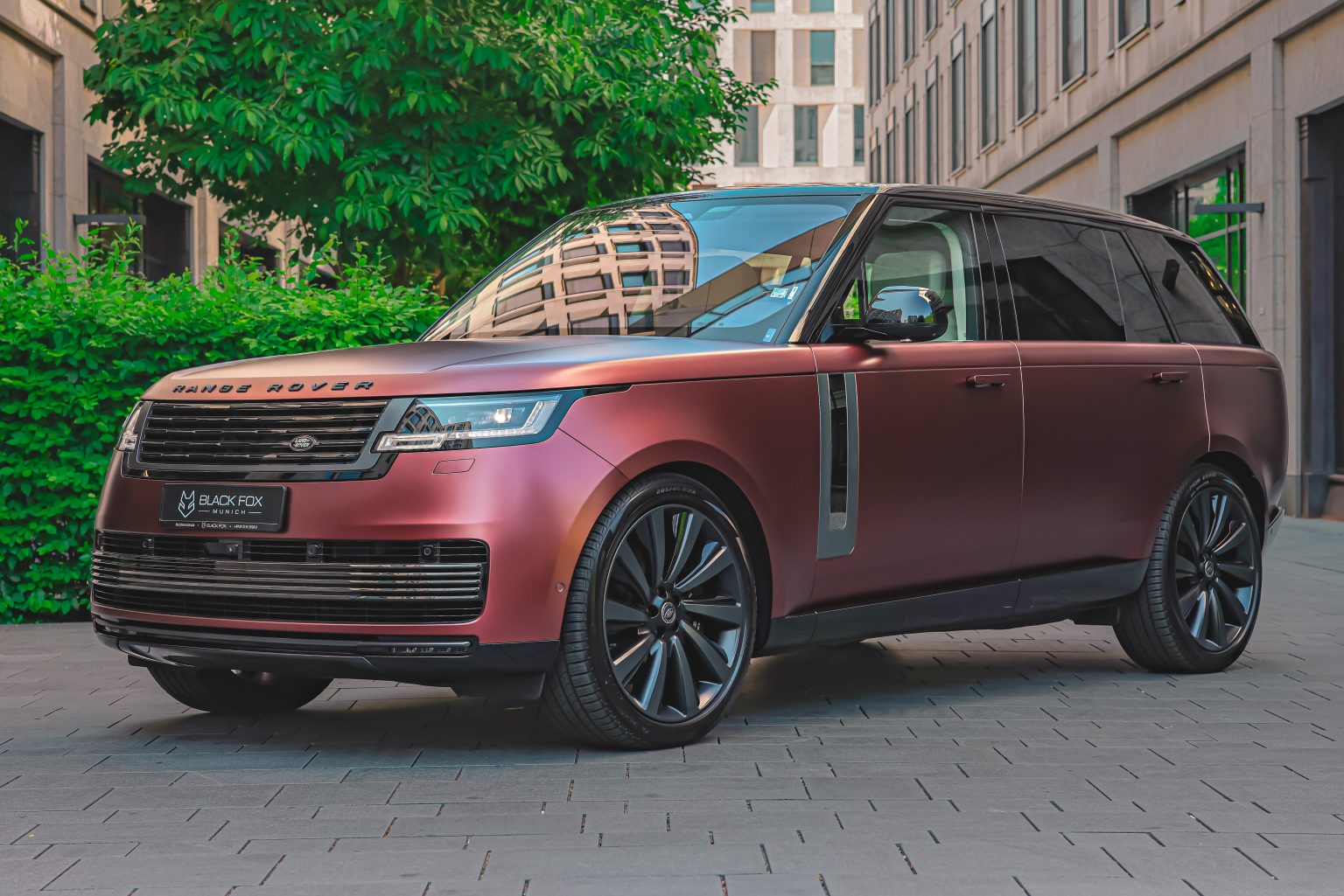 Land Rover Range Rover P530 SV kaufen | Black Fox München
