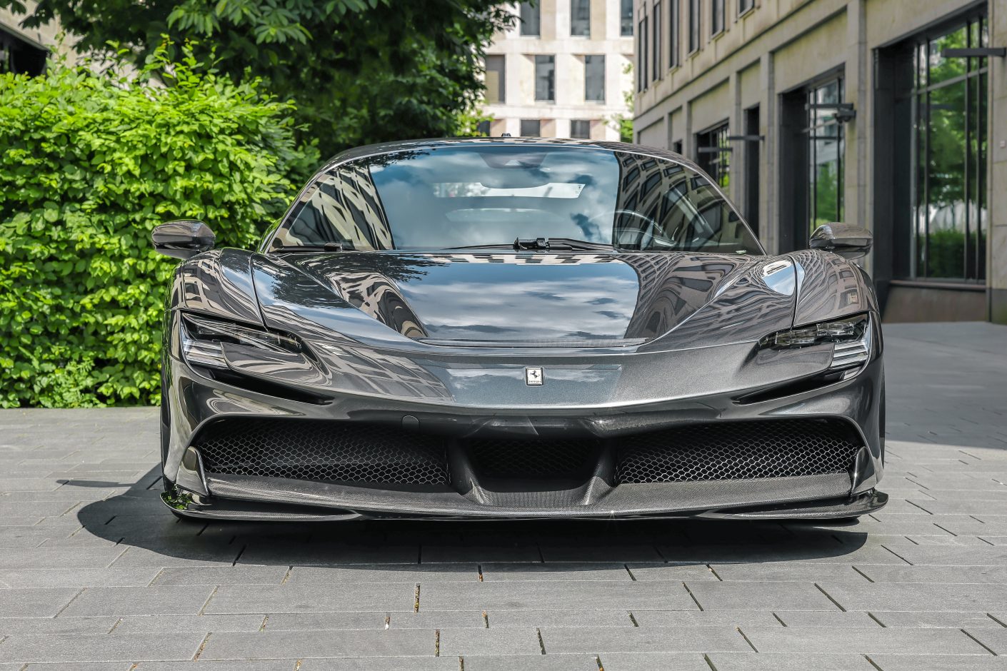 Ferrari SF90 NOVITEC – Black Fox Motors