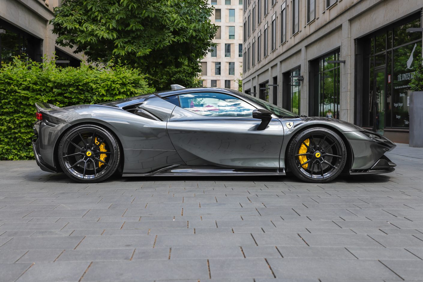 Ferrari SF90 NOVITEC – Black Fox Motors