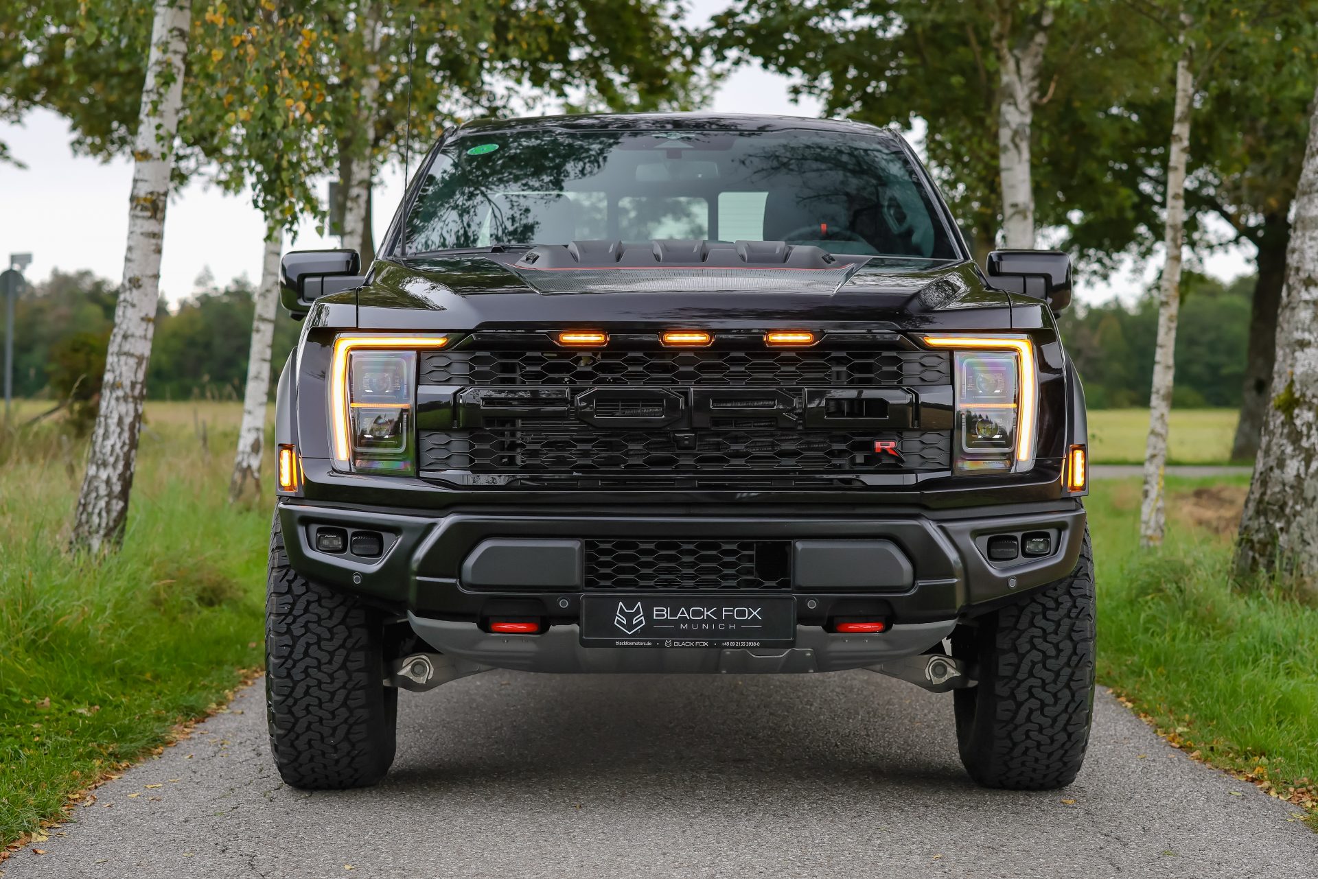 Ford F 150 Raptor R– Black Fox